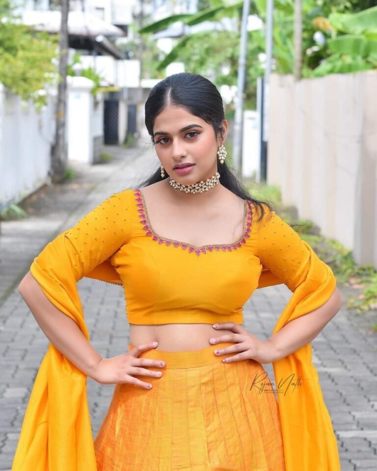 Traditional Indian girl images part 7