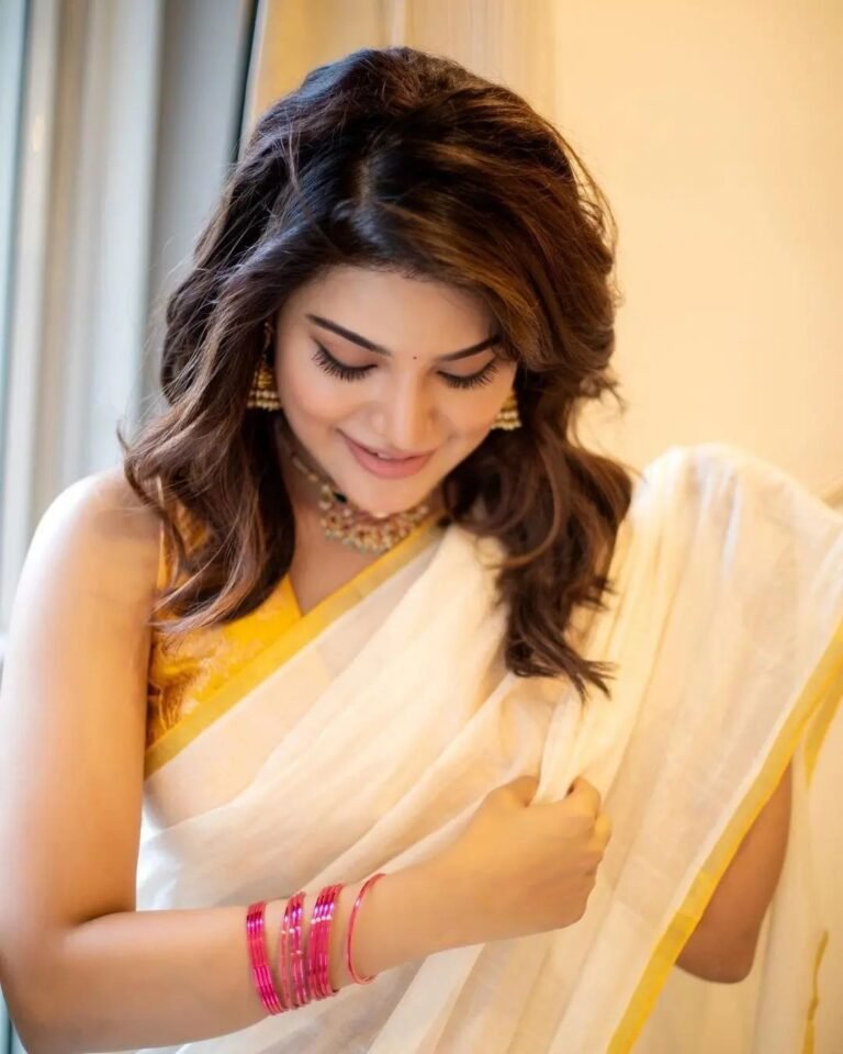 Cute Indian Girls In Saree Hd Images 139